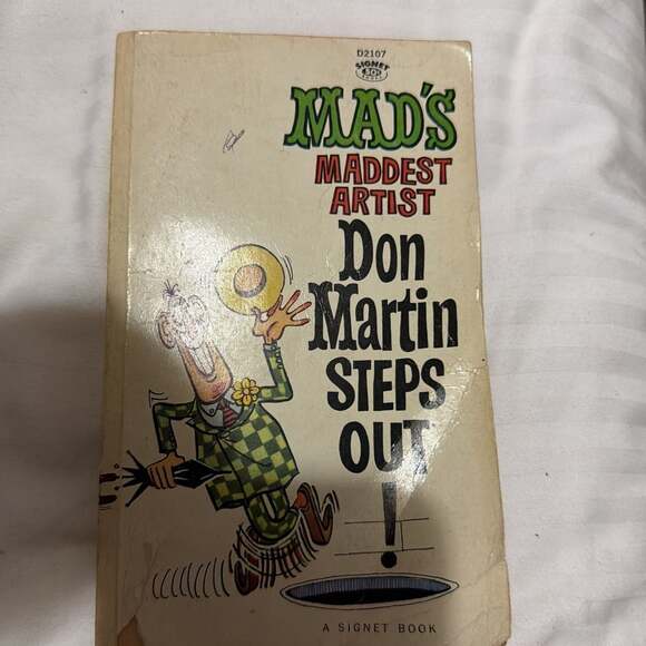 Signet Books | Accents | Mads Maddest Artist Don Martin Steps Out ...